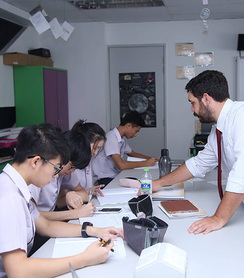 About Us - Eaton International School